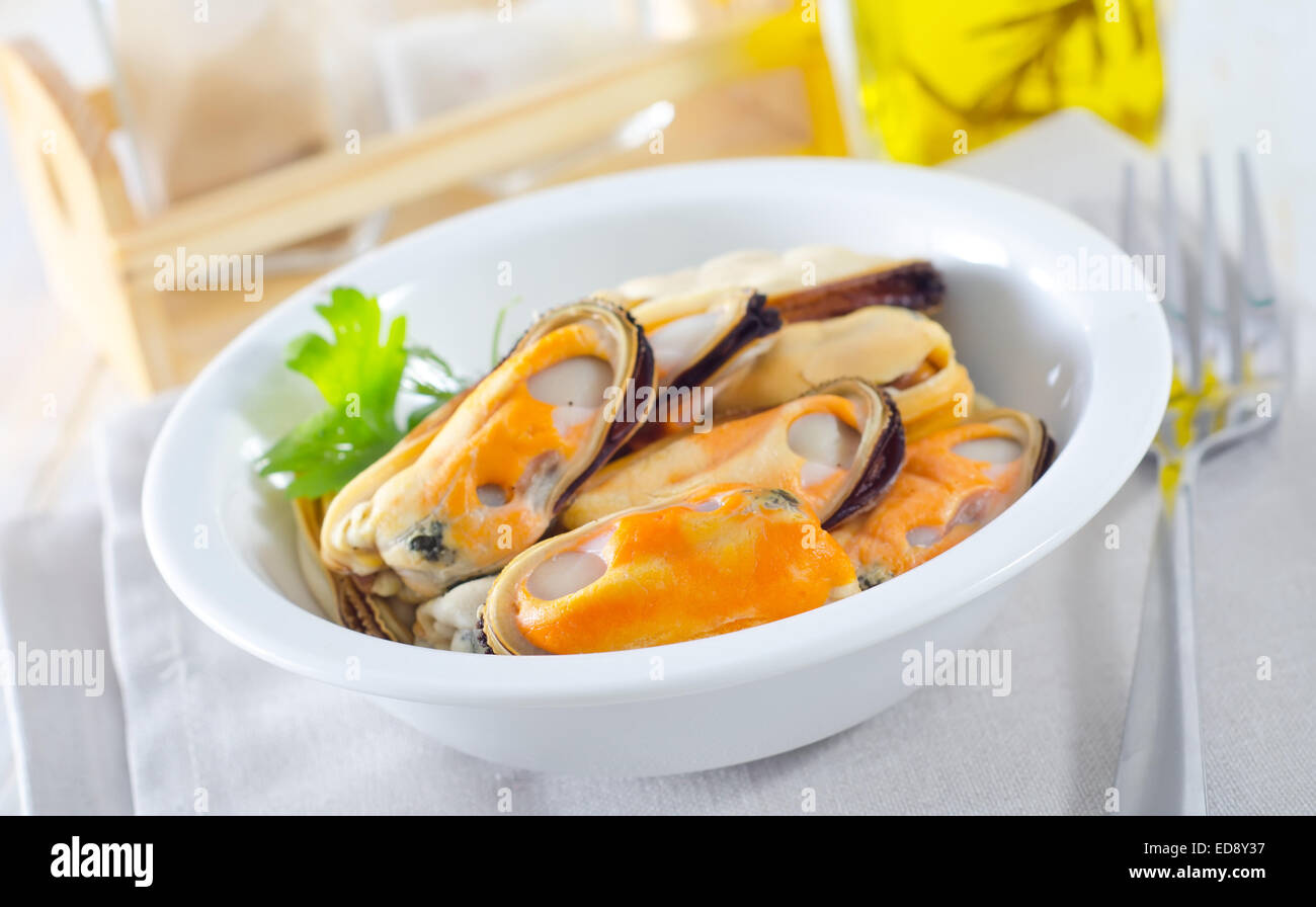 Horse mussels hi-res stock photography and images - Alamy