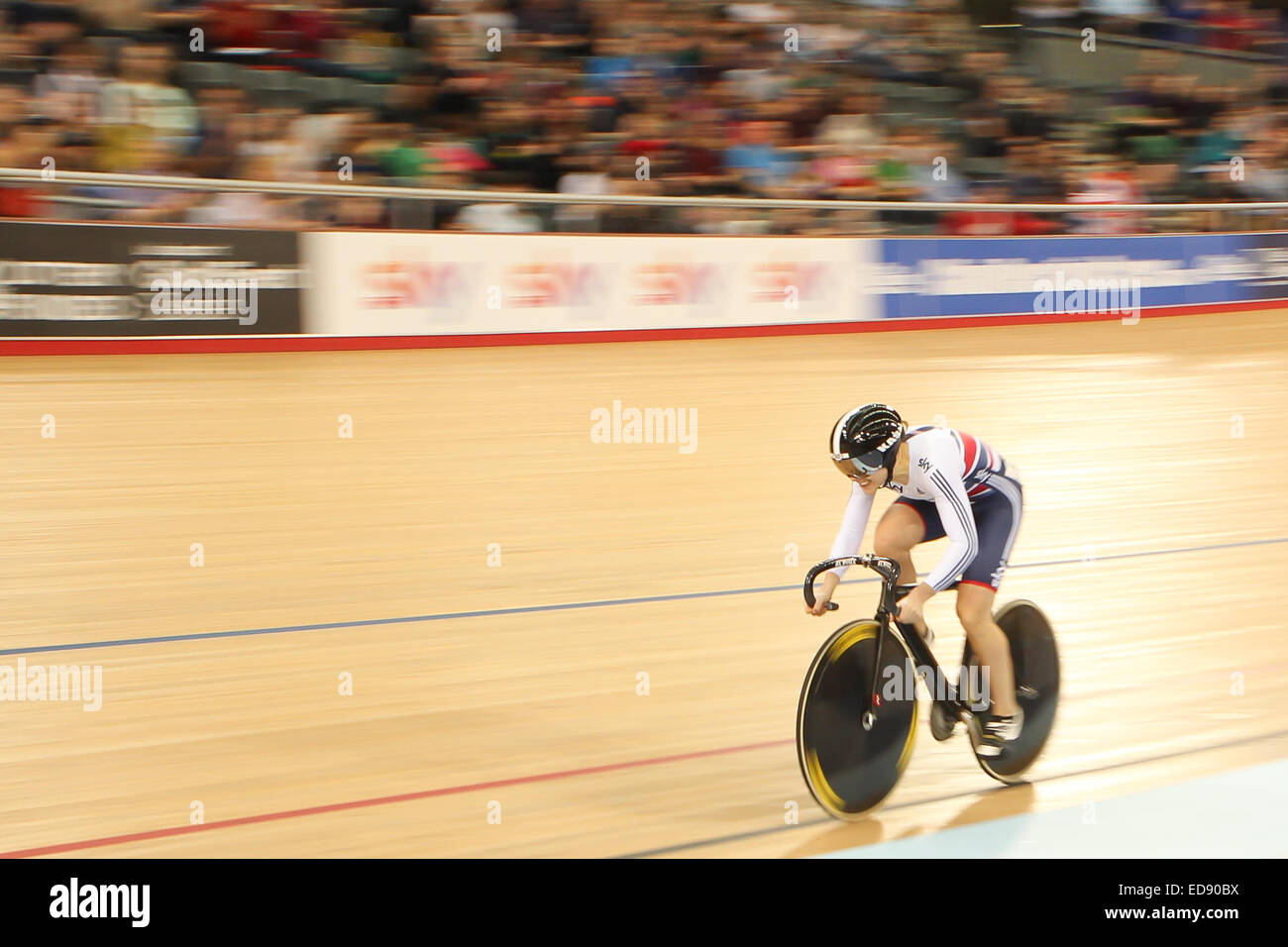 Jessica Varnish takes part in the Women's Sprit during Day Two of the ...