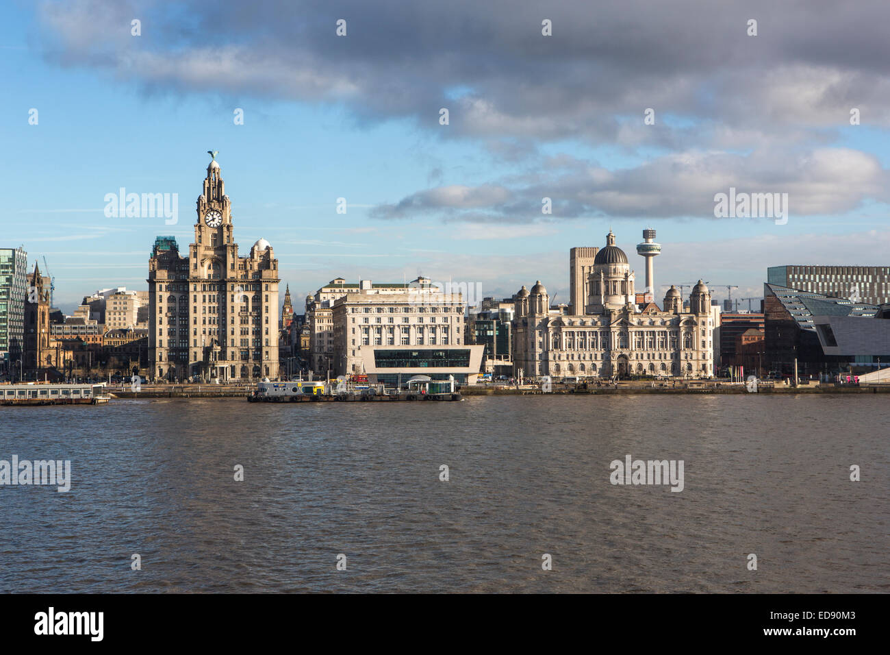 Liverpool coastline hi-res stock photography and images - Alamy