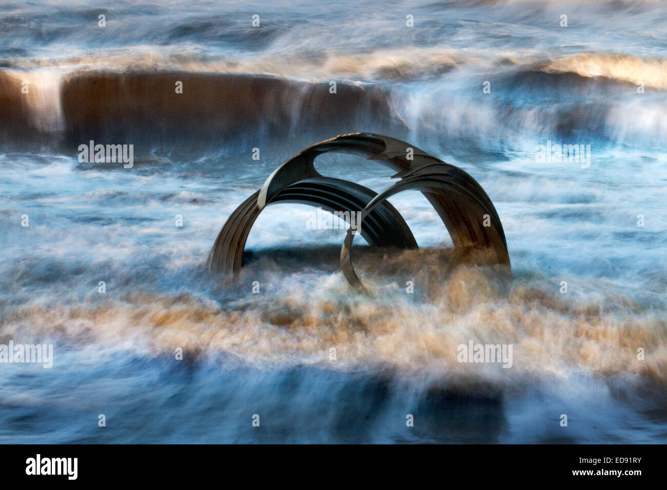 Mary's shell metal beach sculpture by Stephen Broadbent Thornton ...