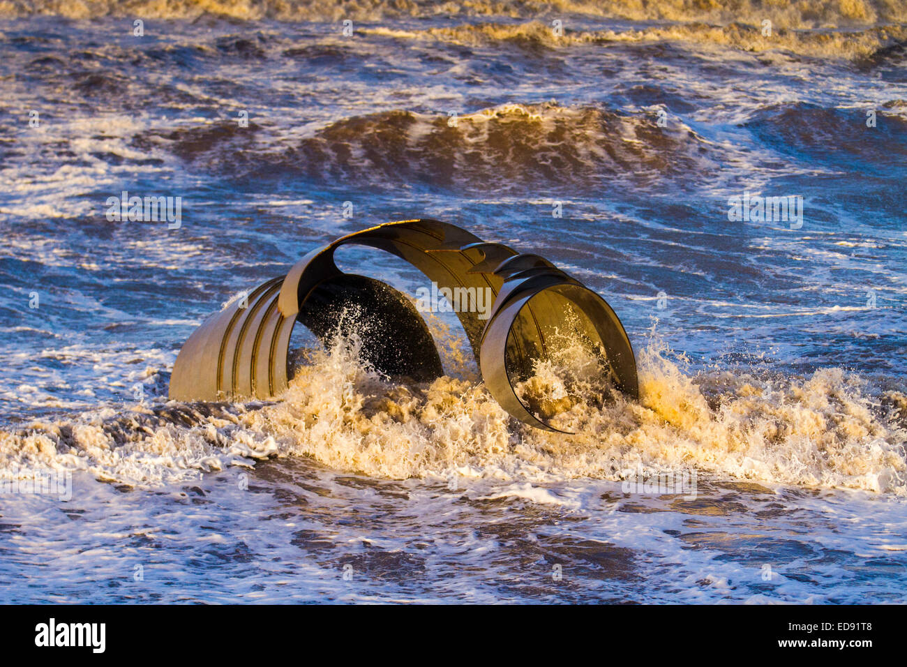 Mary's shell a round sheet metal beach sculpture by Stephen Broadbent ...