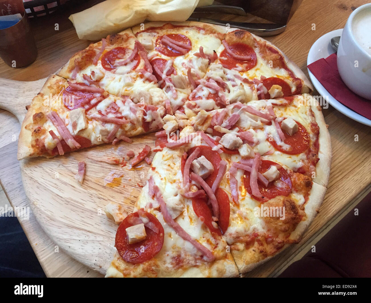 Ham and pepperoni pizza Stock Photo - Alamy