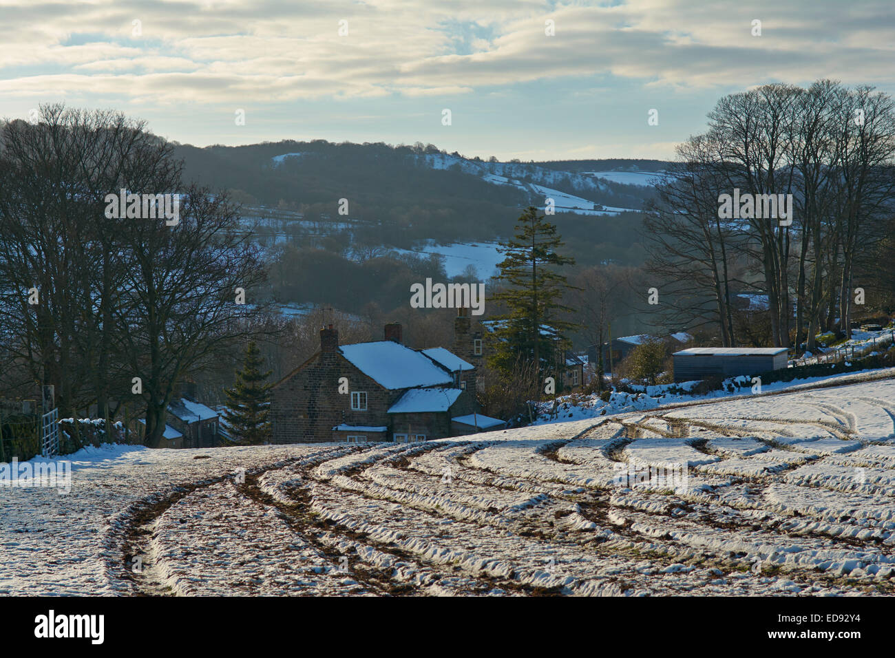 Peak District Farm Cottages in Winter Conditions, Sheffield, England ...