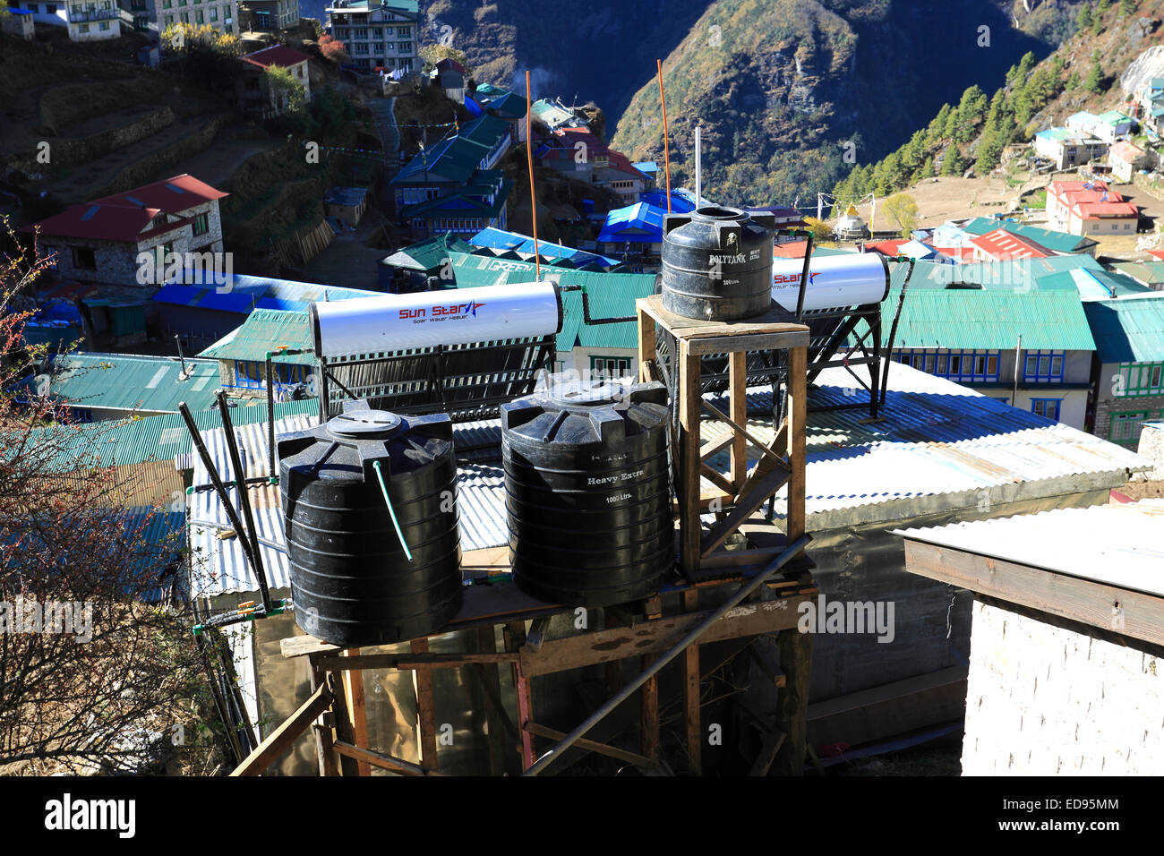 Everest heating hi-res stock photography and images - Alamy