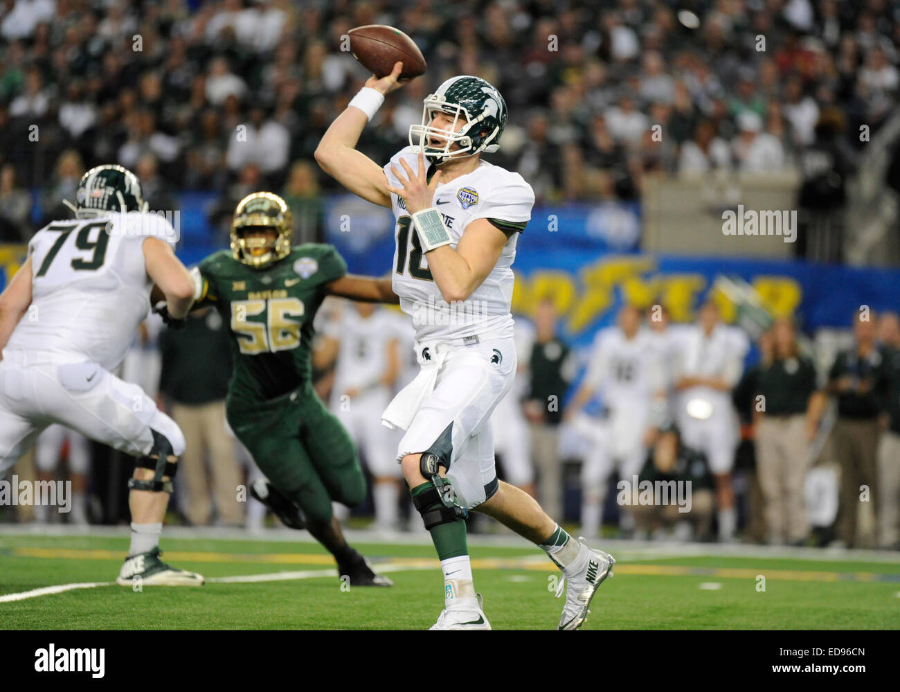 January 01, 2015: Michigan State Spartans quarterback Connor Cook #18 ...