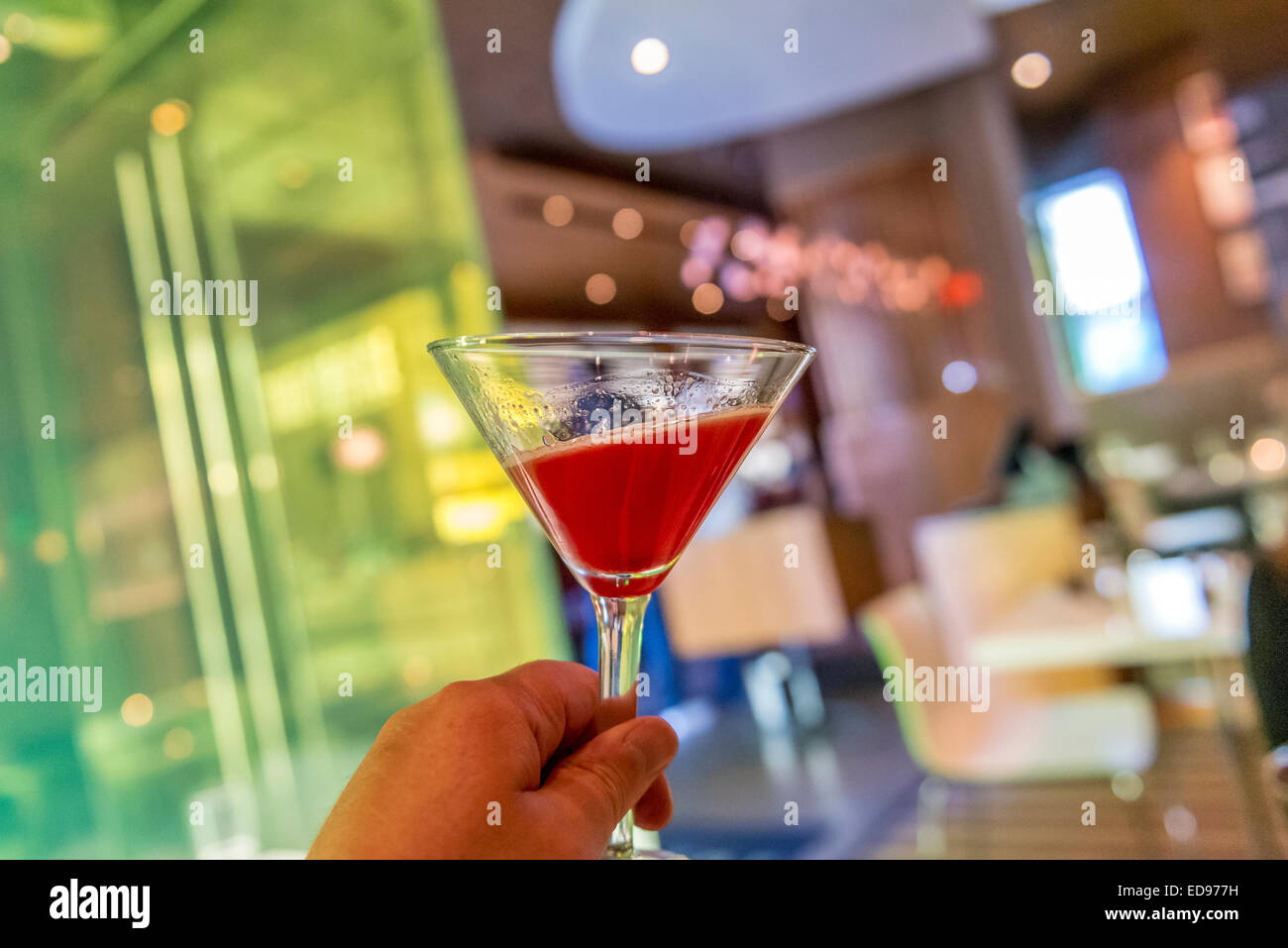 Drink martini hi-res stock photography and images - Alamy