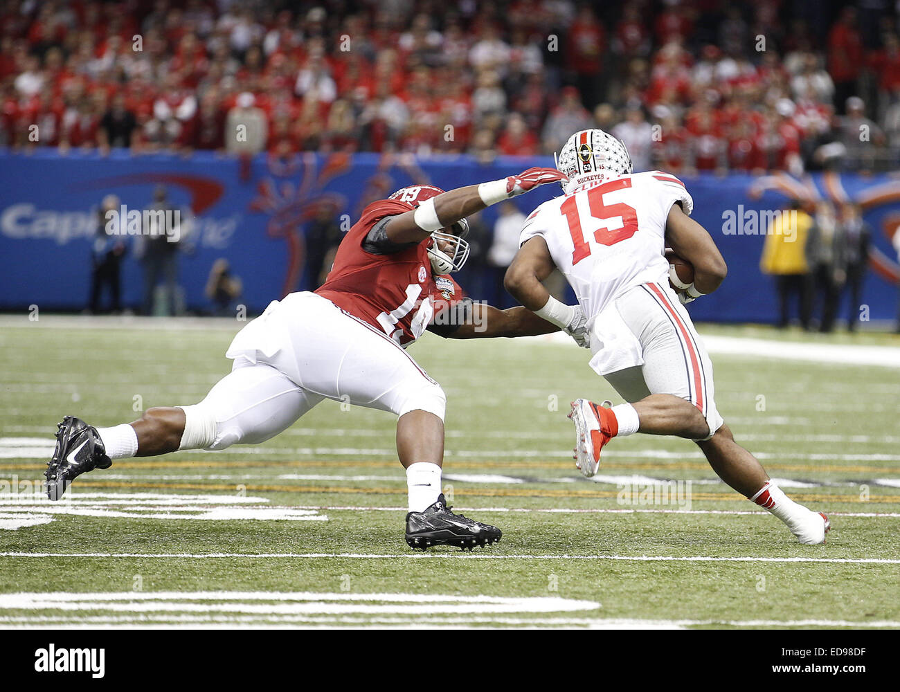 Linebacker reggie ragland hi-res stock photography and images - Alamy