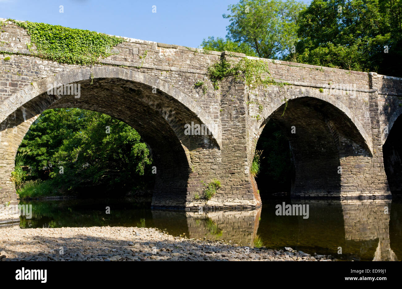 England Medieval Stone Bridge Stock Photos & England Medieval Stone ...