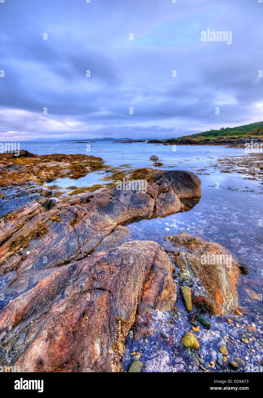 Scottish coast line and castle hi-res stock photography and images - Alamy