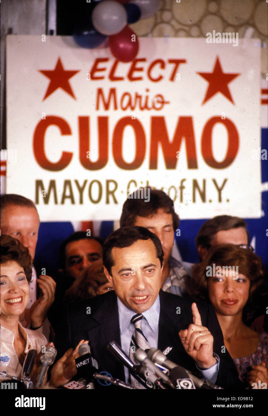 Mario cuomo 1977 hi-res stock photography and images - Alamy