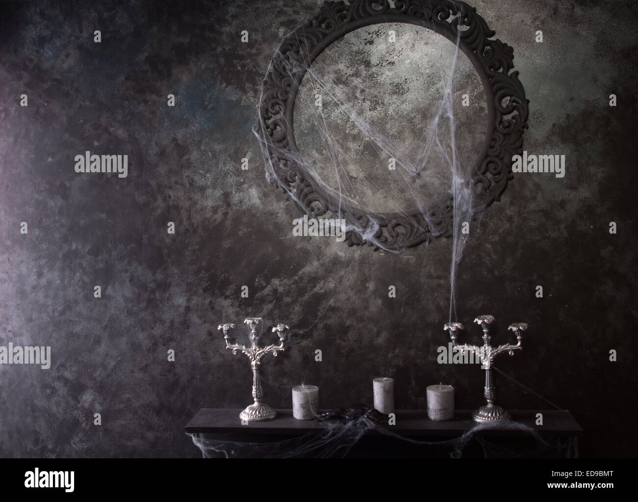 Cobweb empty hi-res stock photography and images - Alamy