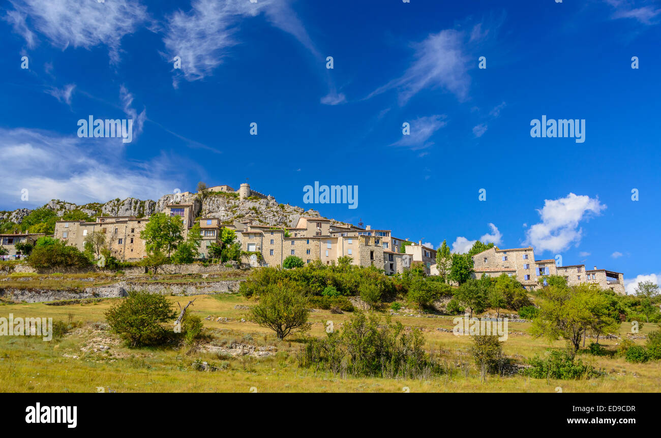 Medieval village of france hi-res stock photography and images - Alamy