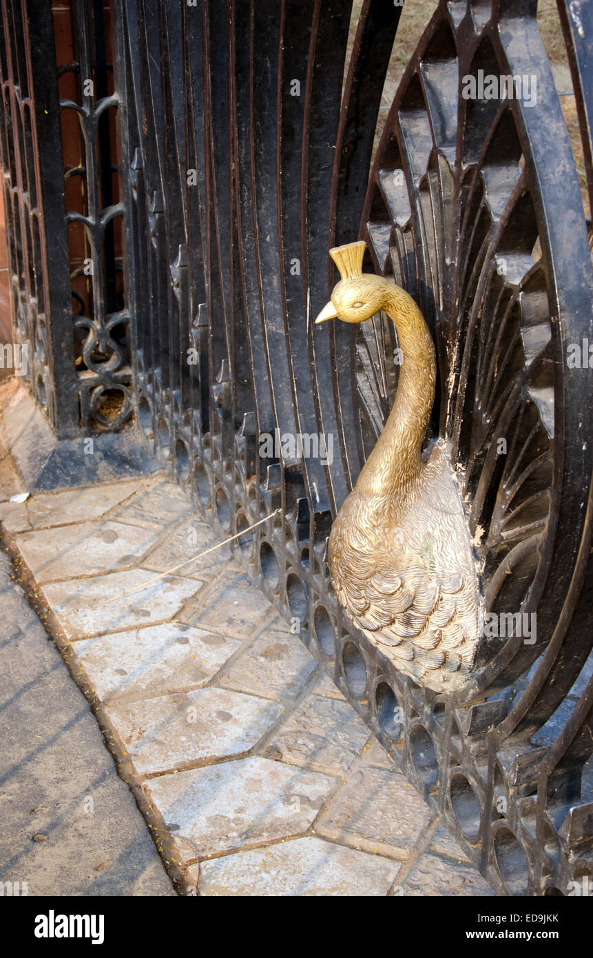 Decorative metal gate hi-res stock photography and images - Alamy