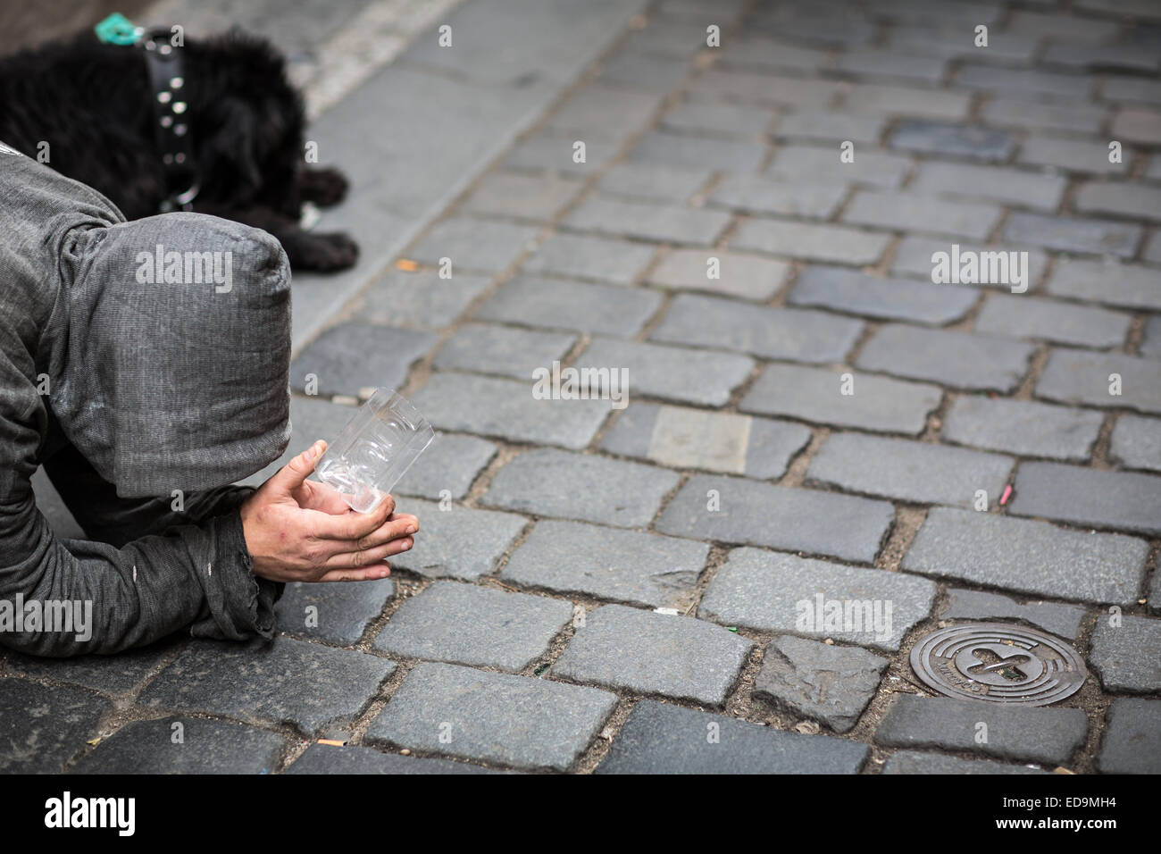 Begger on the street Stock Photo - Alamy