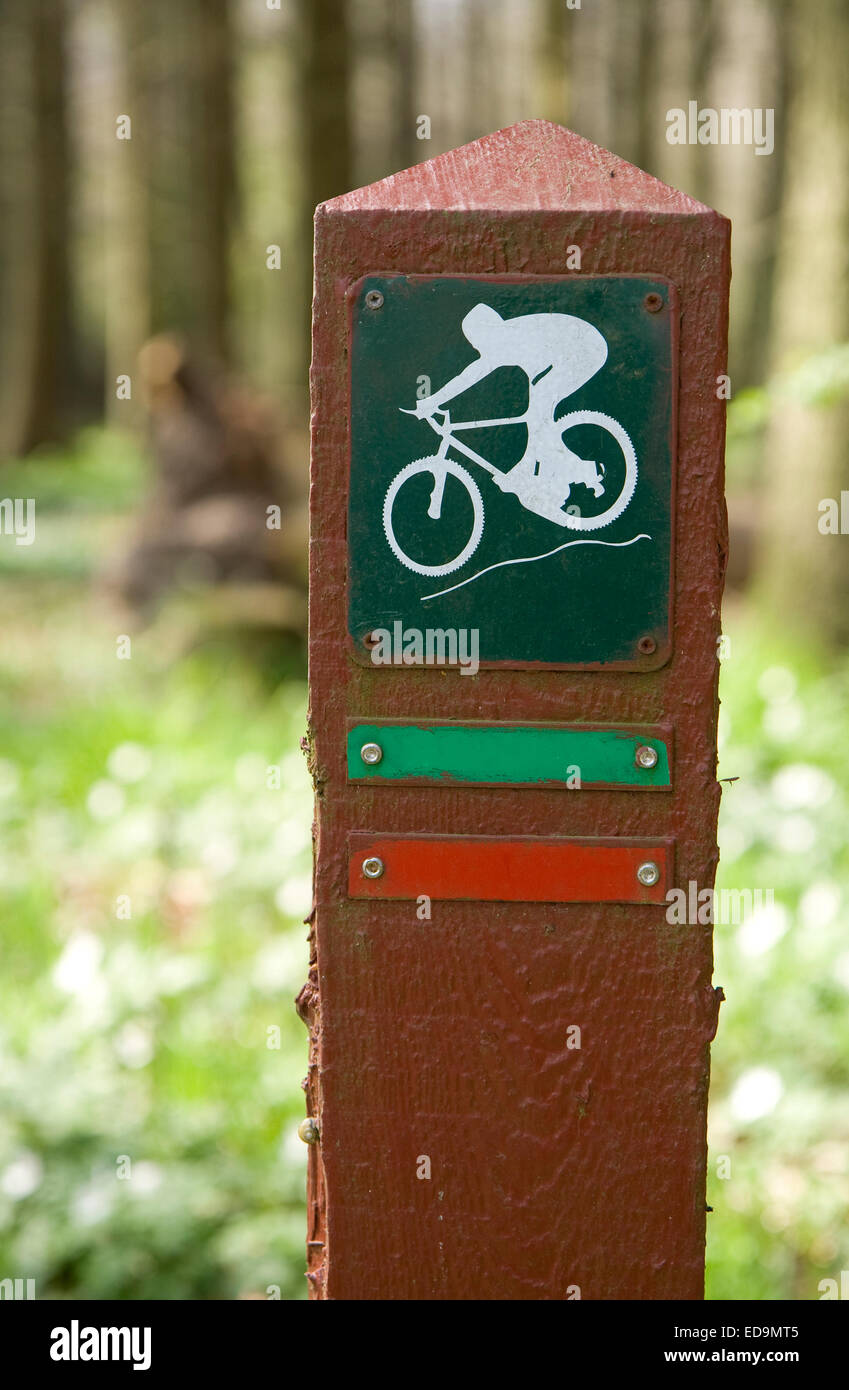 Mountain Bike Sign in the forest near Aarhus, Denmark Stock Photo - Alamy