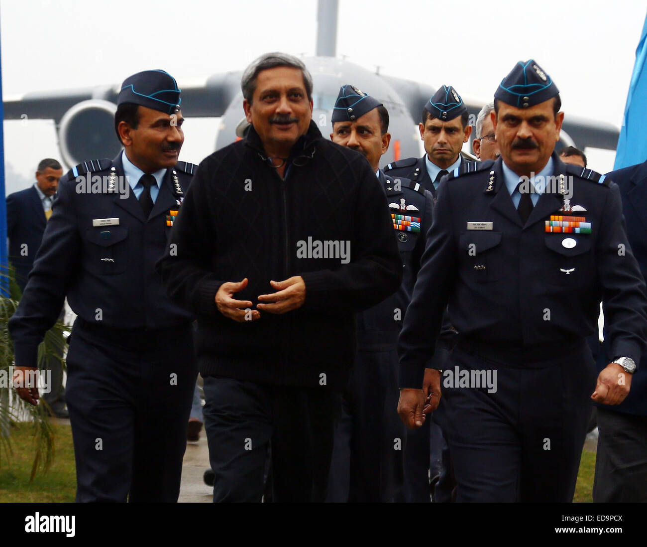 Station Hindan, India. 2nd Jan, 2015. Honorable Raksha Mantri, Sh ...