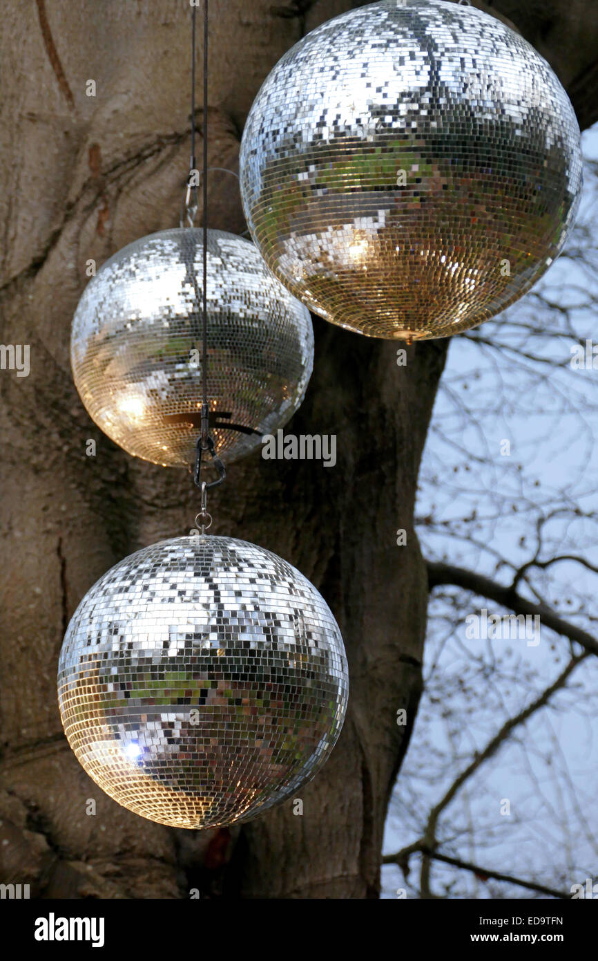 Disco balls hi-res stock photography and images - Alamy