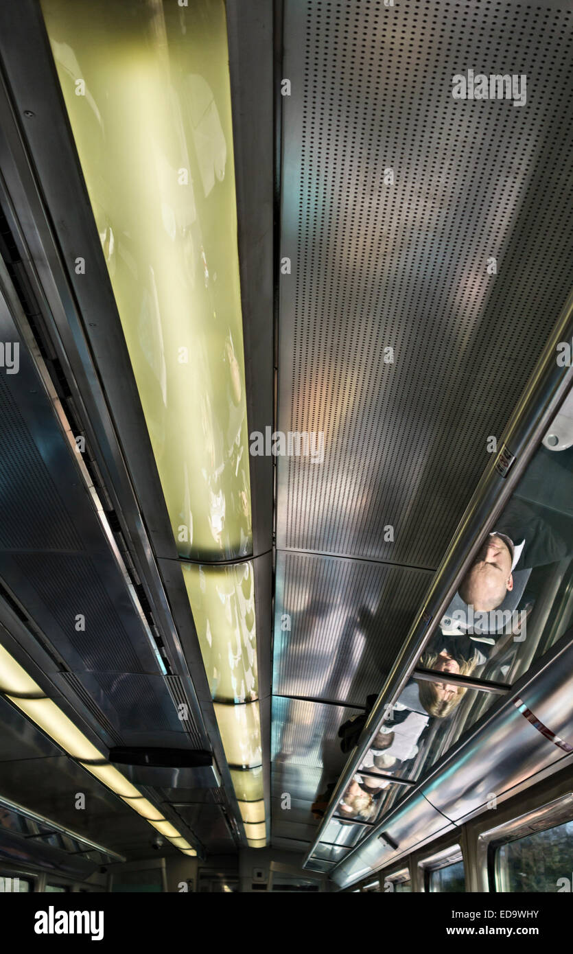 Train passengers uk hi-res stock photography and images - Alamy