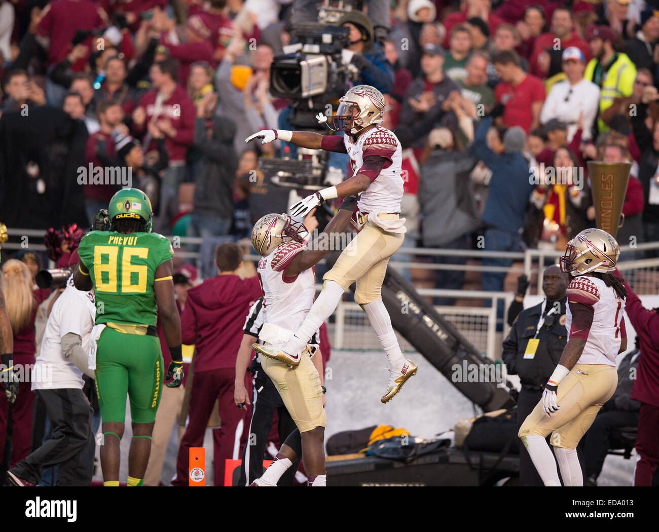 Pasadena, CA. 1st Jan, 2015. Florida State wide receiver (15) Travis ...