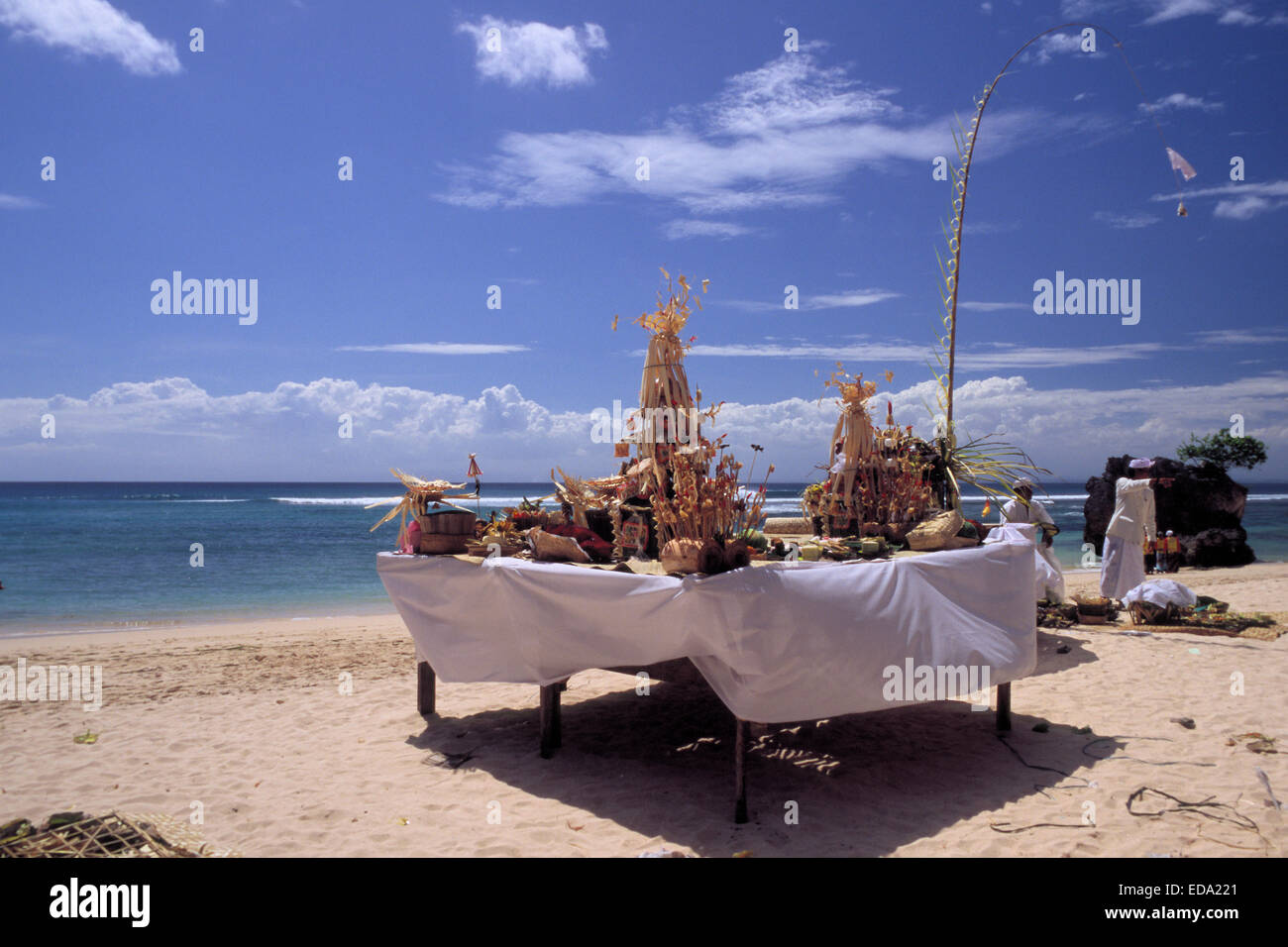 Rest tramp people adventure exploration hi-res stock photography and ...