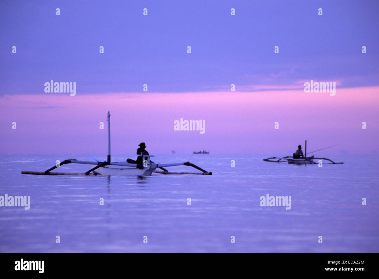 Rest tramp people adventure exploration hi-res stock photography and ...