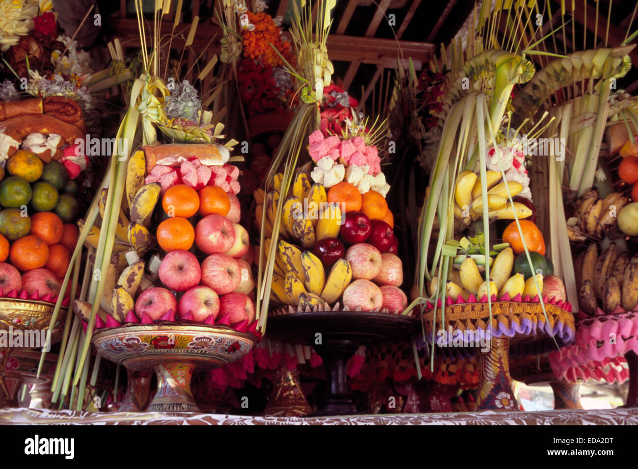 Rest tramp people adventure exploration hi-res stock photography and ...