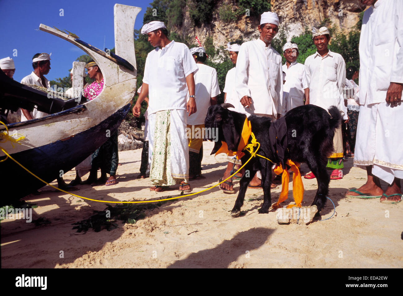 Rest tramp people adventure exploration hi-res stock photography and ...