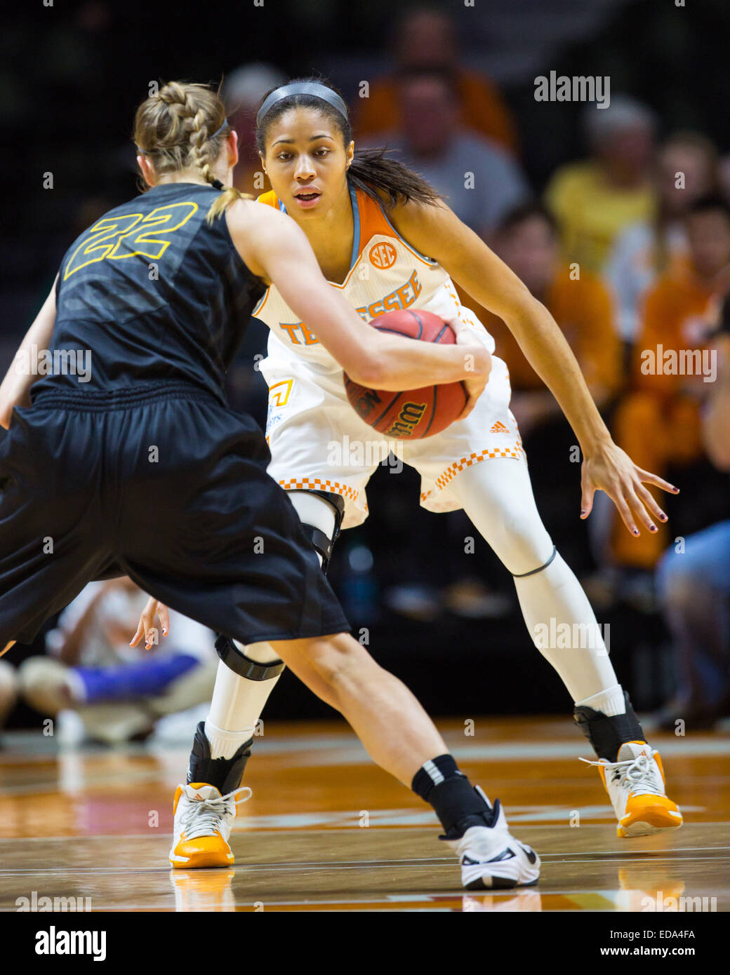 January 2, 2015: Isabelle Harrison #20 of the Tennessee Lady Volunteers ...