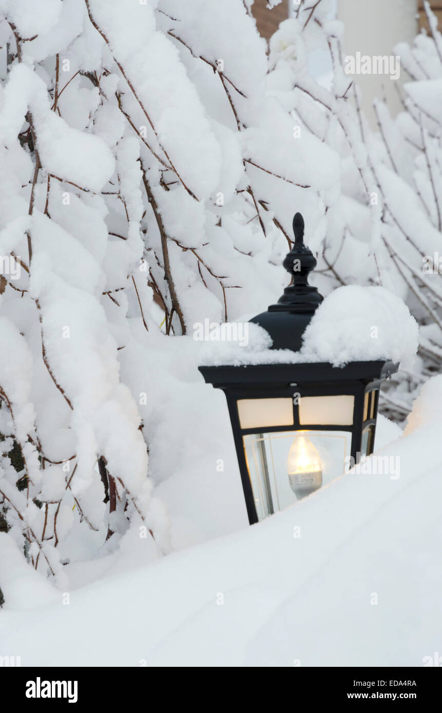 Old street lamp under snow Stock Photo - Alamy