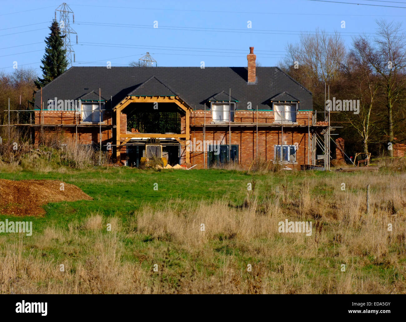 Large detached house england hi-res stock photography and images - Alamy