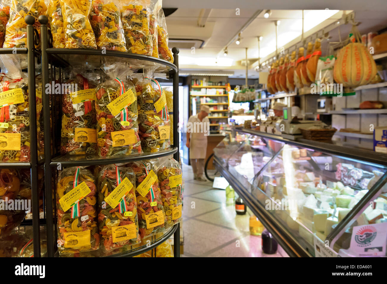 Packets of pasta hi-res stock photography and images - Alamy