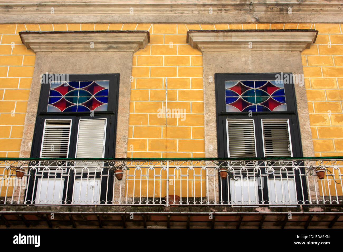Cuba havana stained glass in window hi-res stock photography and images ...