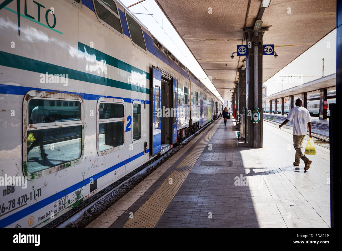 Roma termini central train station rome italy europe hi-res stock ...