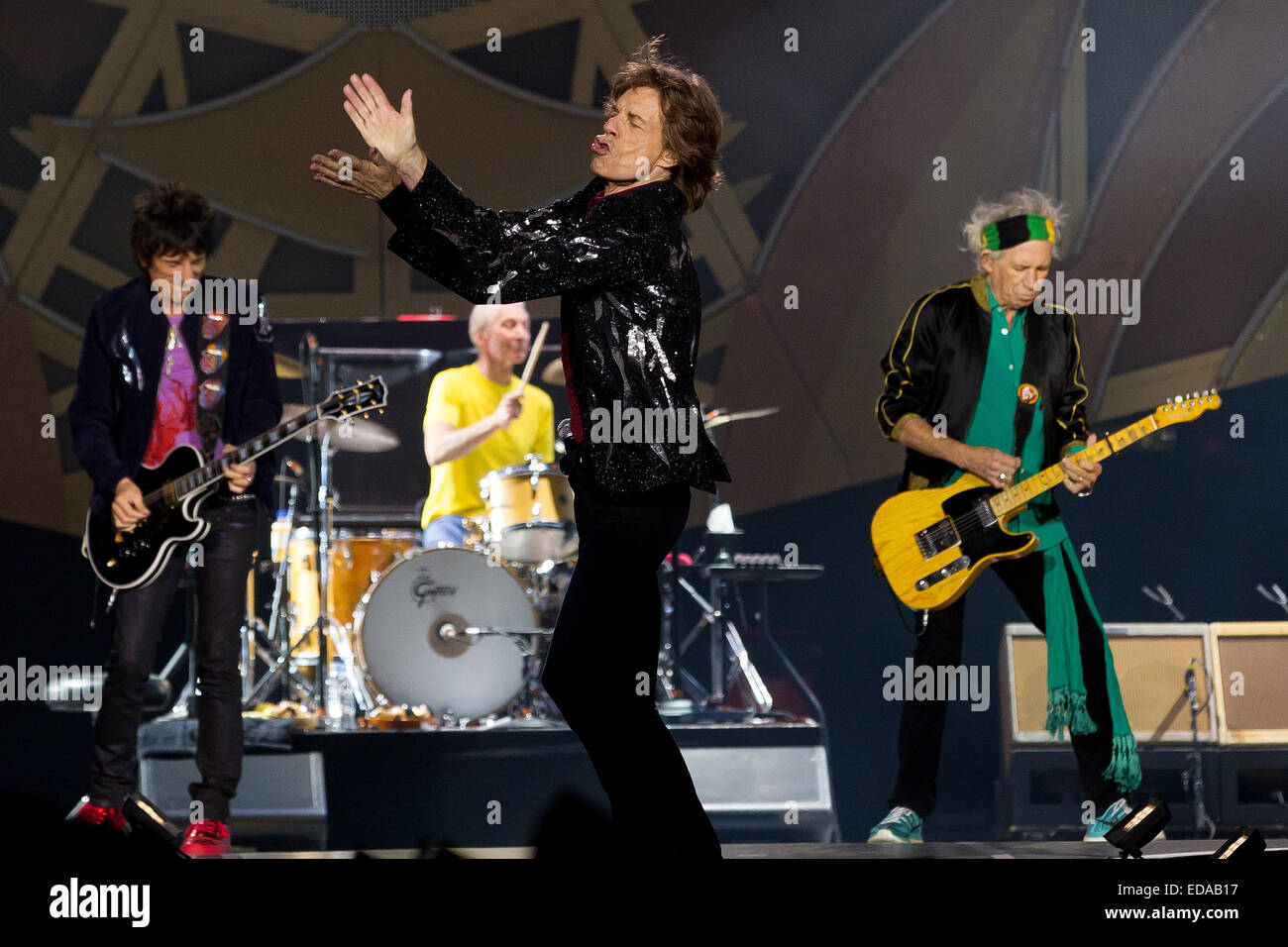 The rolling stones stage hi-res stock photography and images - Alamy