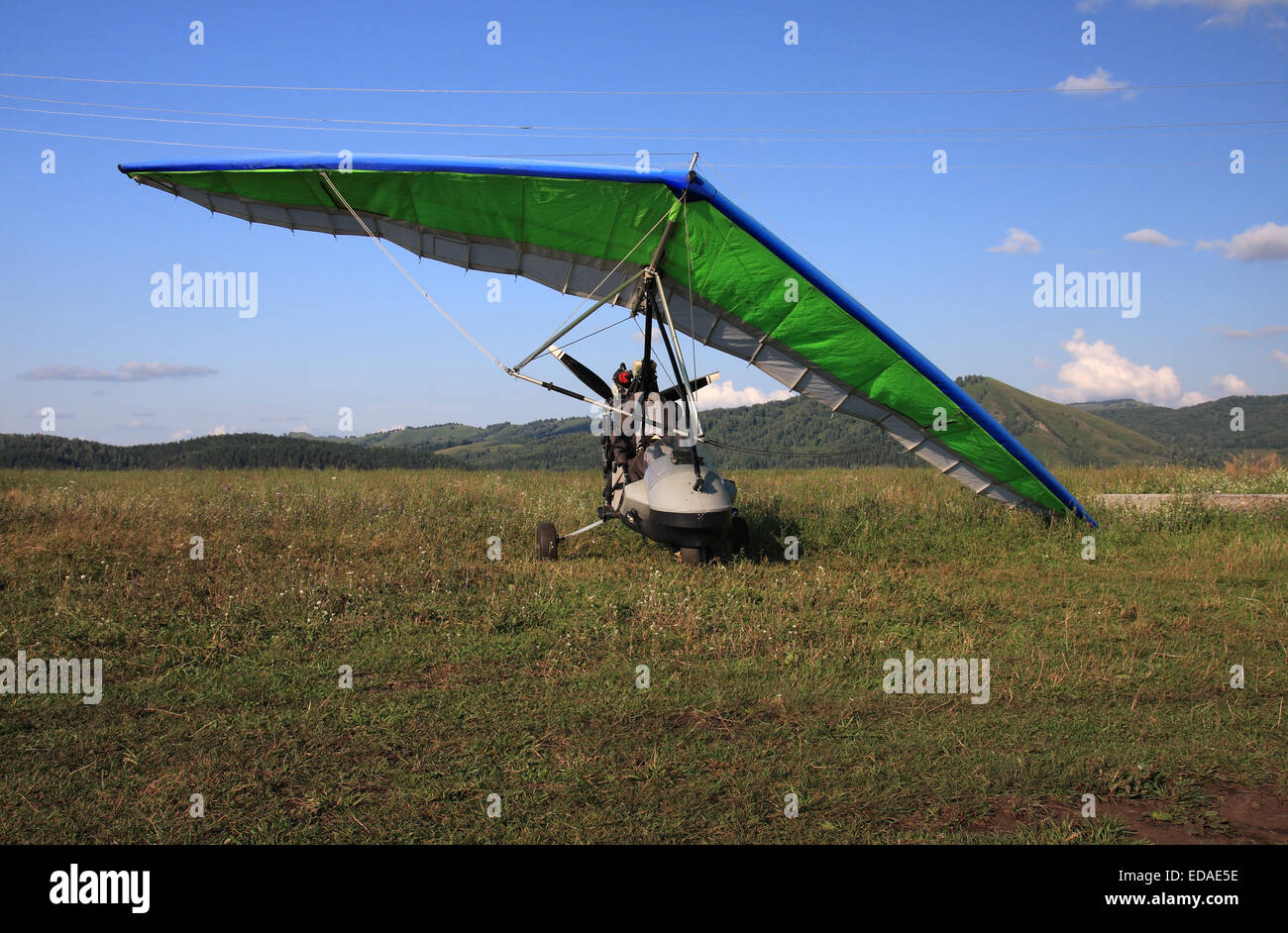 Glider construction hi-res stock photography and images - Alamy