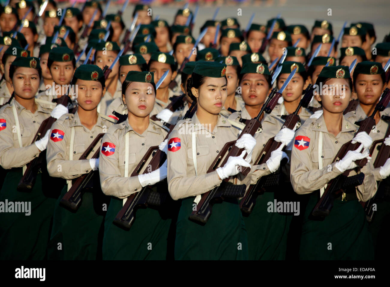 Nay Pyi Taw, Myanmar. 4th Jan, 2015. Myanmar female soldiers ...