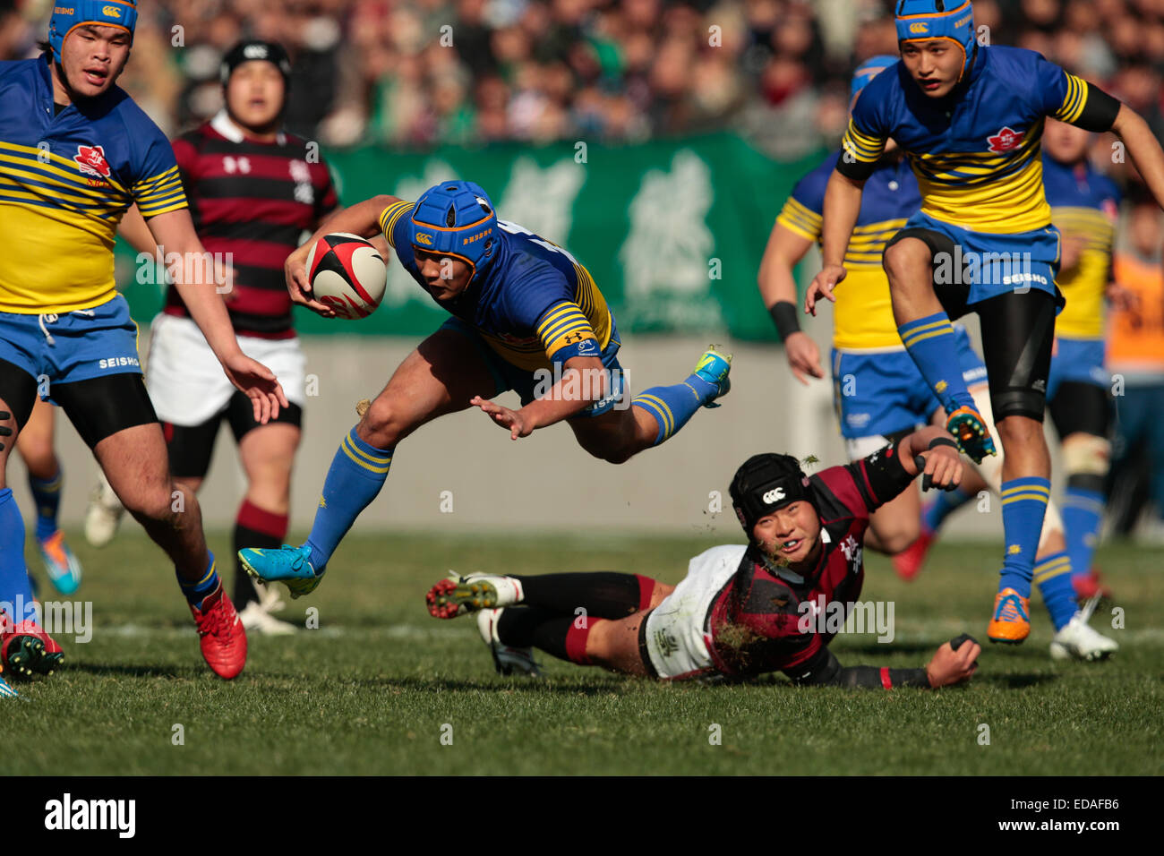 Hanazono Rugby Stadium, Osaka, Japan. 3rd Jan, 2015. Seiya Yamada ...