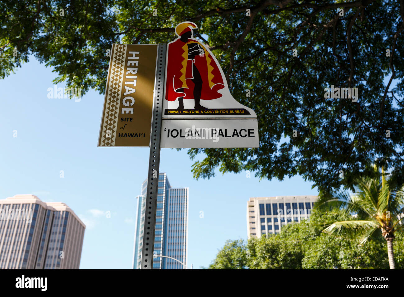 Honolulu street hi-res stock photography and images - Alamy