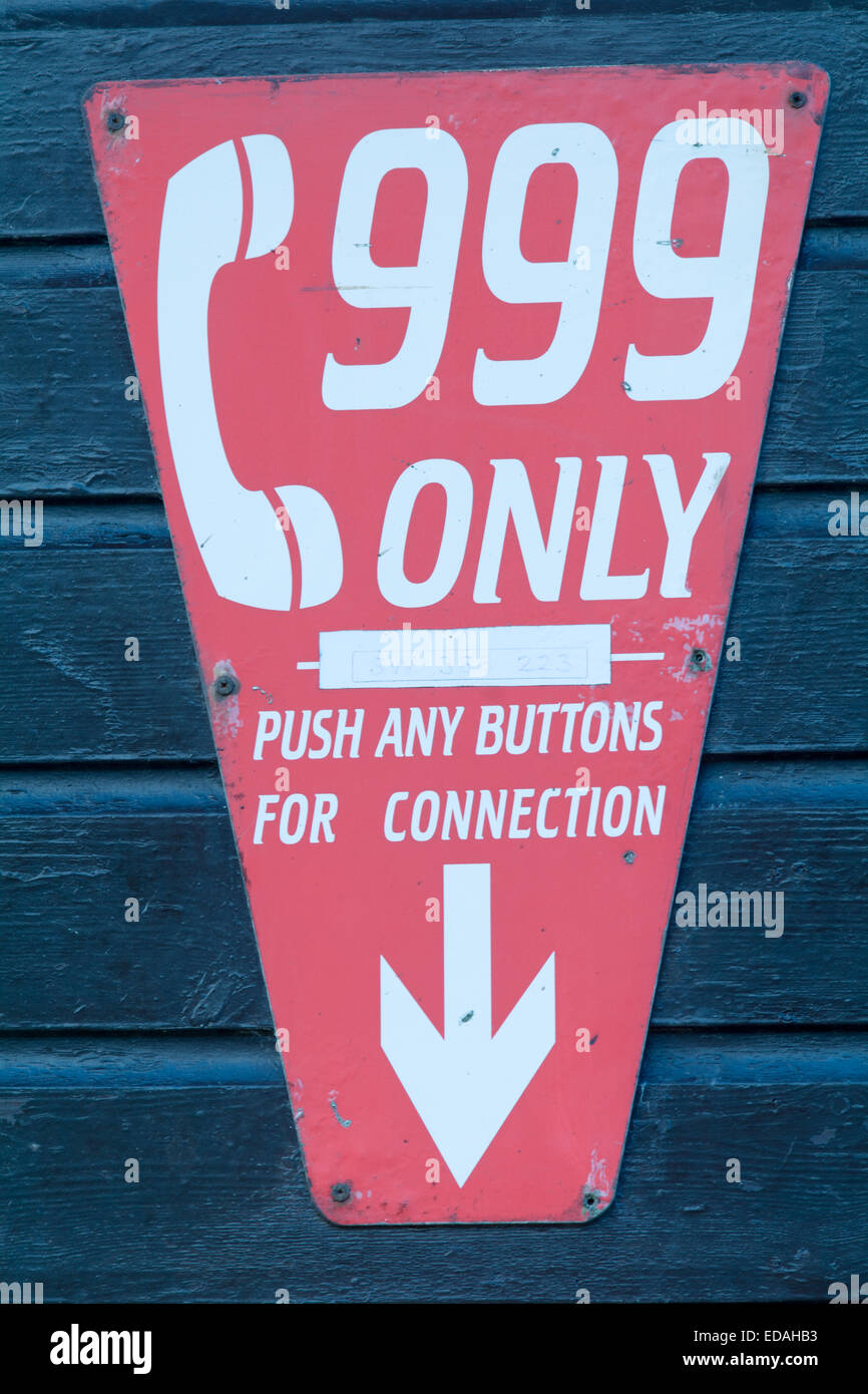 Telephone Phone 999 In An Emergency Hi res Stock Photography And Images Alamy telephone-phone-999-in-an-emergency-hi-res-stock-photography-and-images-alamy