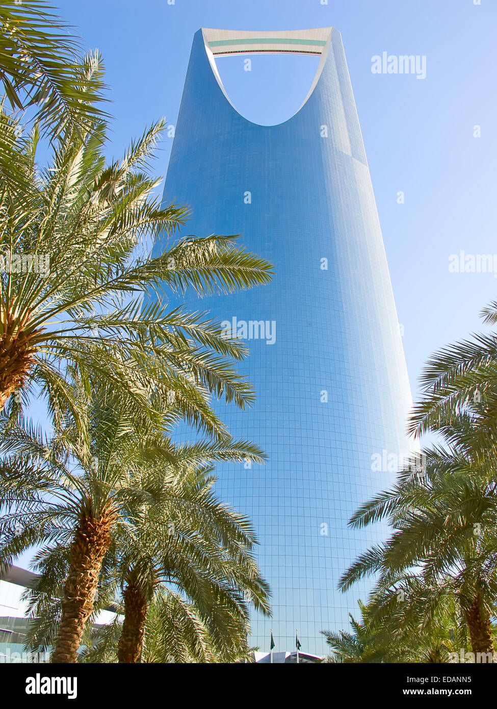 Kingdom Tower Riyadh Construction High Resolution Stock Photography and ...