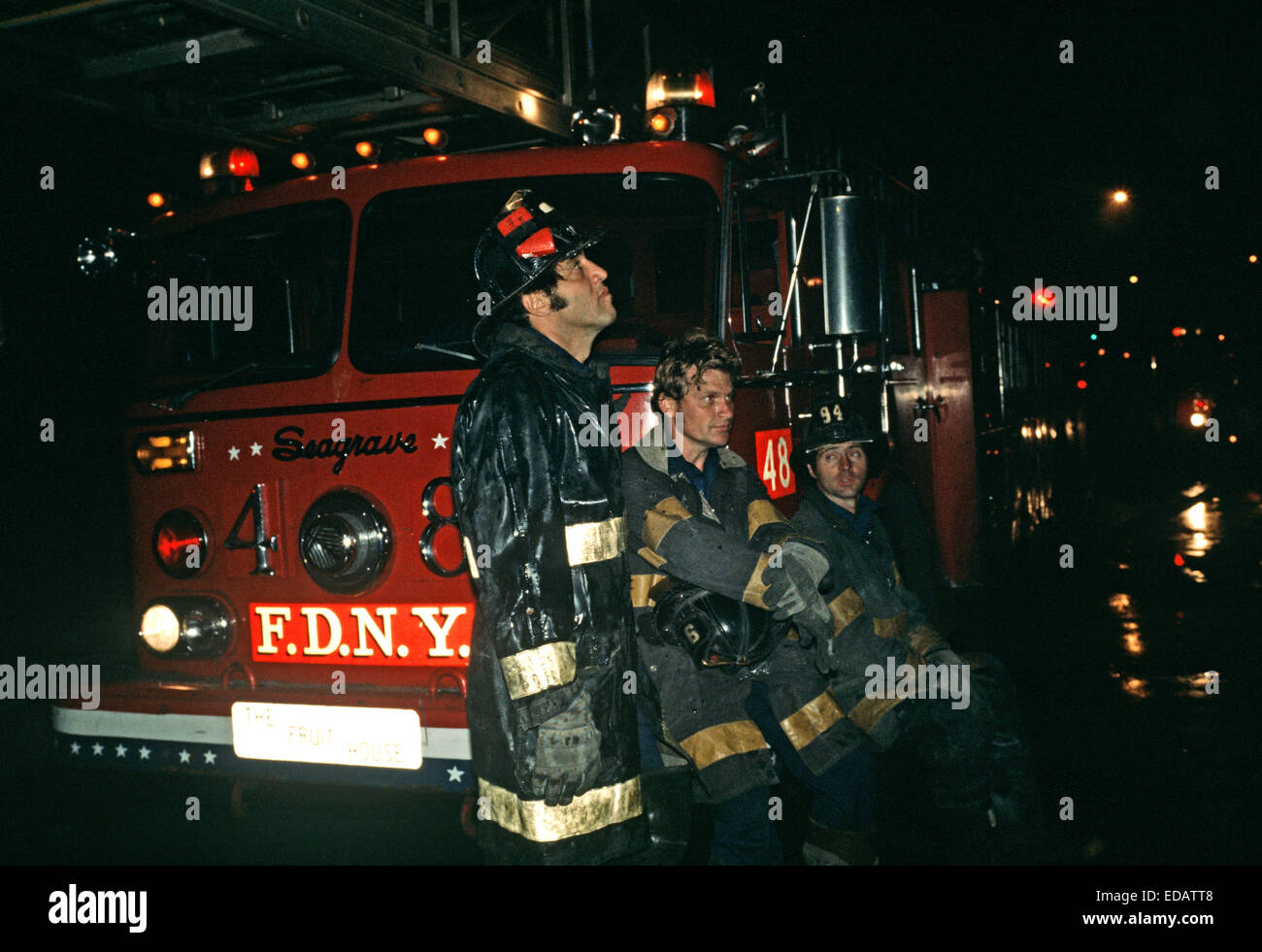 USA, SOUTH BRONX, NEW YORK CITY - AUGUST 1977. New York City Firemen in ...