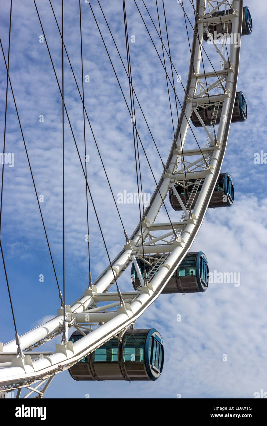 Singapore flyer ferris wheel hi-res stock photography and images - Alamy