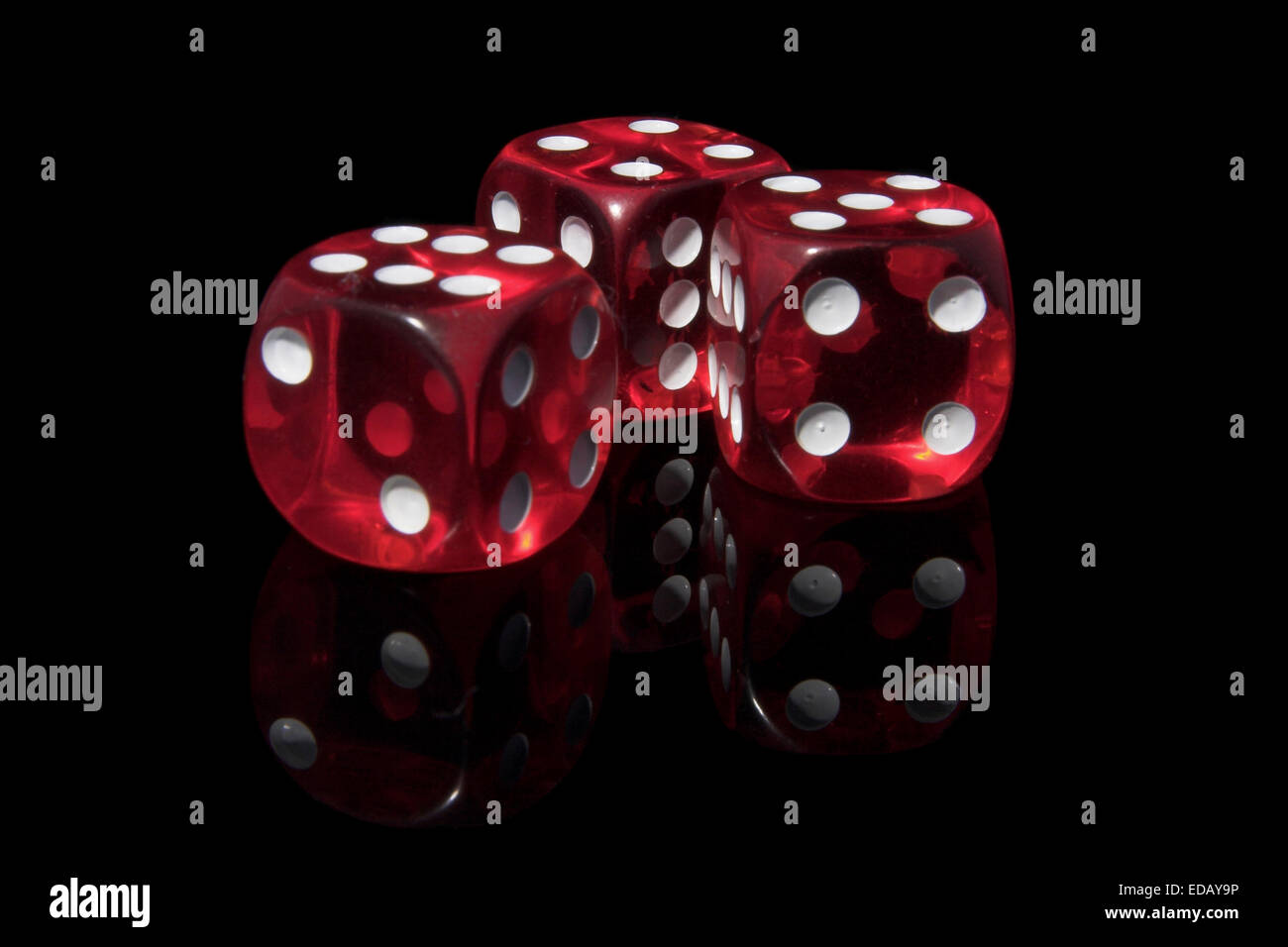 Three red dots hi-res stock photography and images - Alamy