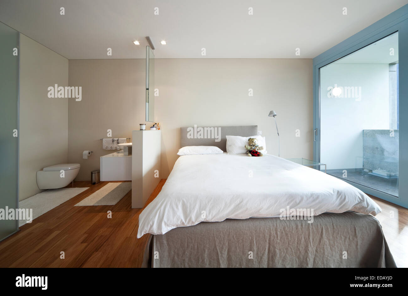 contemporary house, bedroom Stock Photo - Alamy