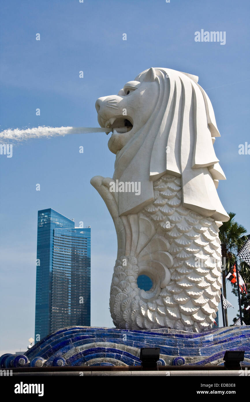 Asia, Singapore,Singapore City,One Fullerton,Merlion Park, Merlion ...