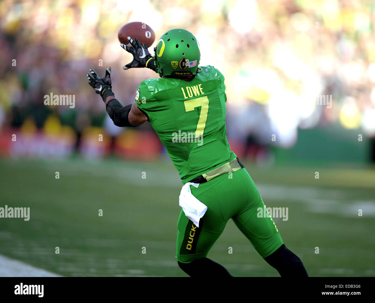 Pasadena, CA. 1st Jan, 2015. Oregon Ducks wide receiver (7) Keanon Lowe ...