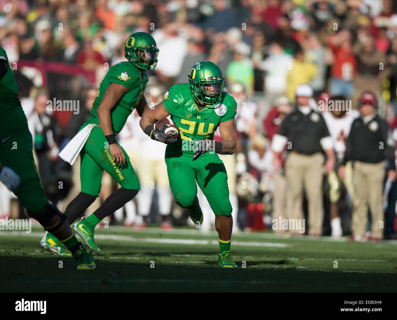 Pasadena, CA. 1st Jan, 2015. Oregon Ducks running back (24) Thomas ...