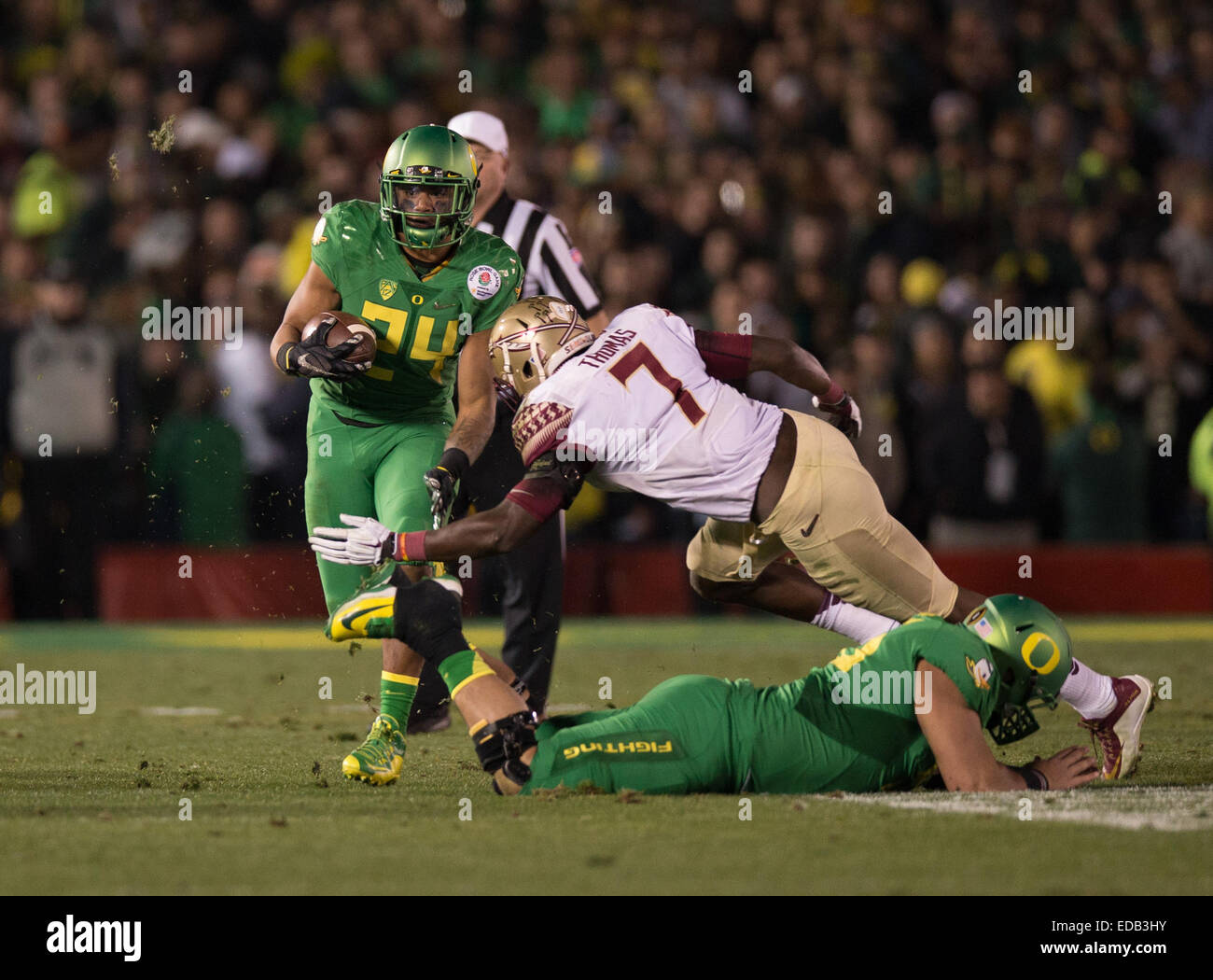 Pasadena, CA. 1st Jan, 2015. Oregon Ducks running back (24) Thomas ...
