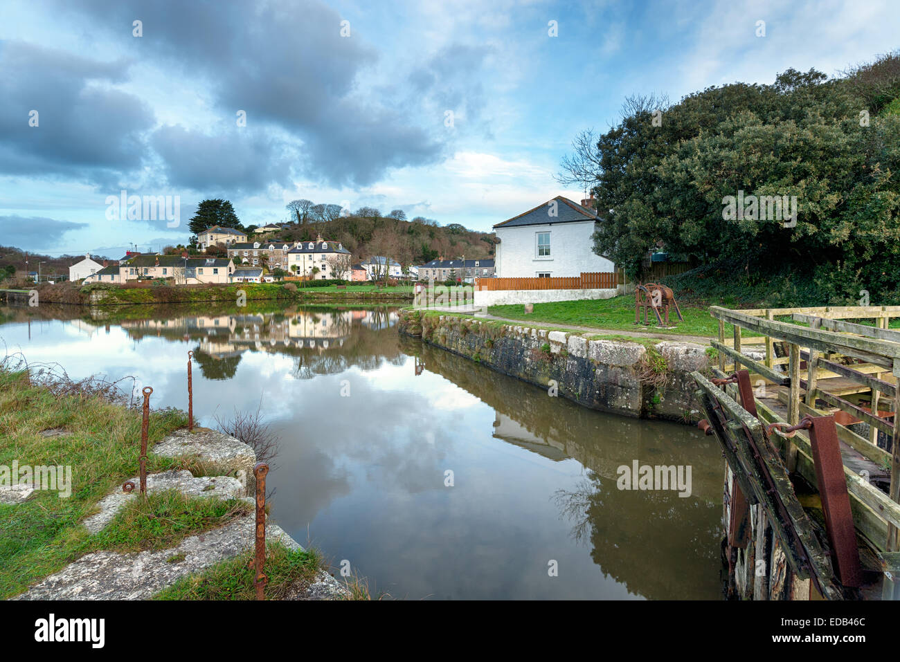 Pentewan cornwall hi-res stock photography and images - Alamy