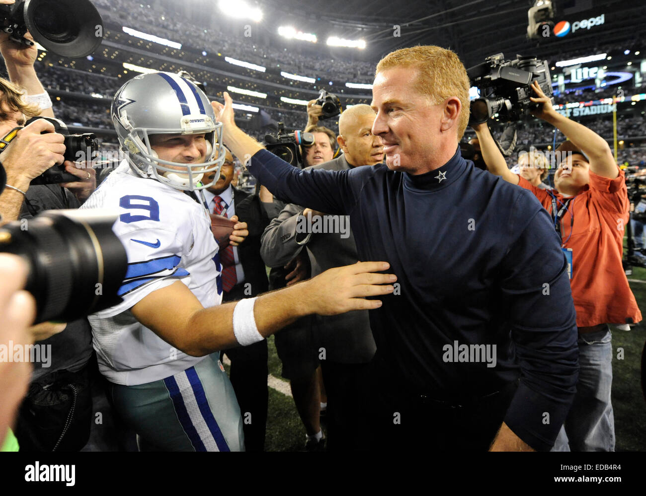 Arlington, Texas, USA. 4th January, 2015. Dallas Cowboys quarterback ...